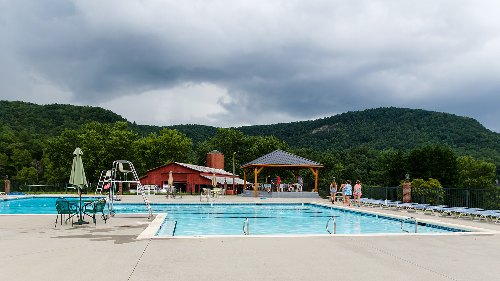 Swimming | Cedar Rock Country Club